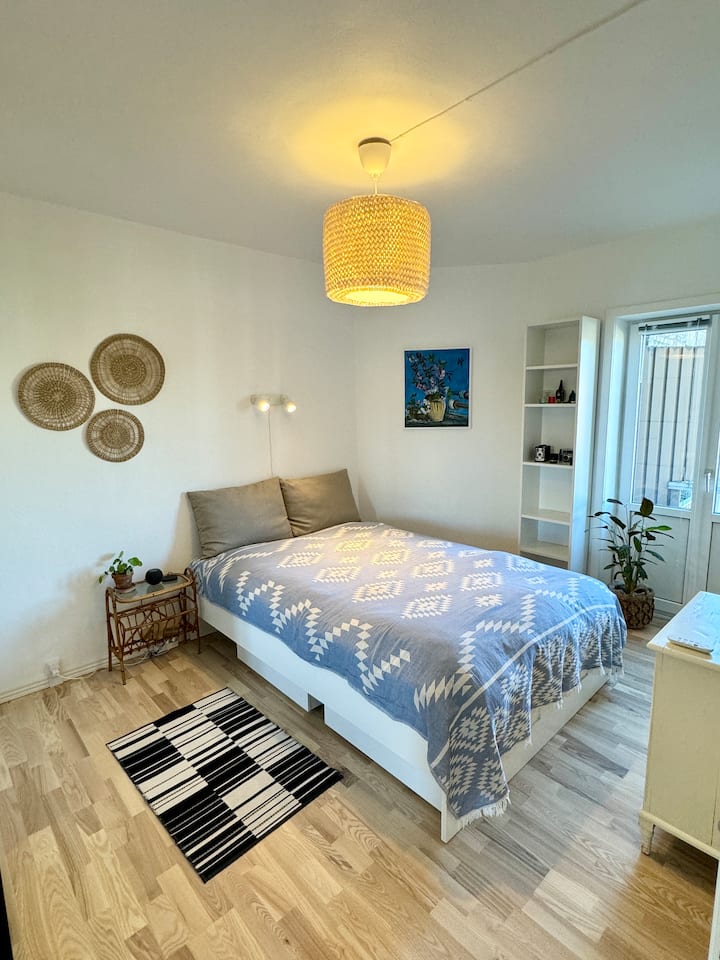 Clean & Cozy City Apartment. Near Metro & Beach. - Copenhagen