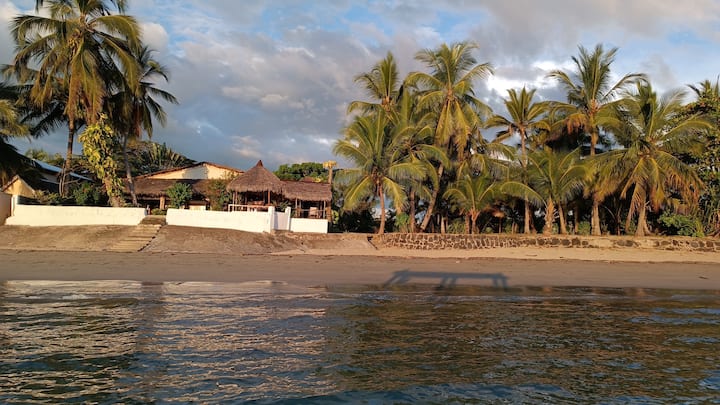 Villa D'exception Pieds Dans L'eau. Prix Special - Madagaskar