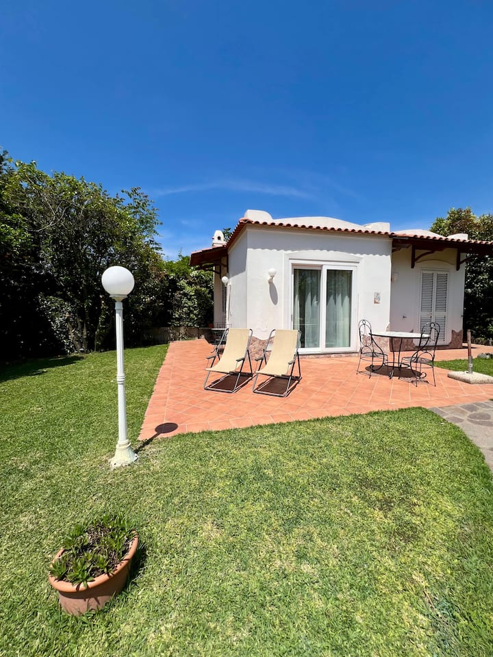 Villa Joyosa: Between Green And Sea - Procida