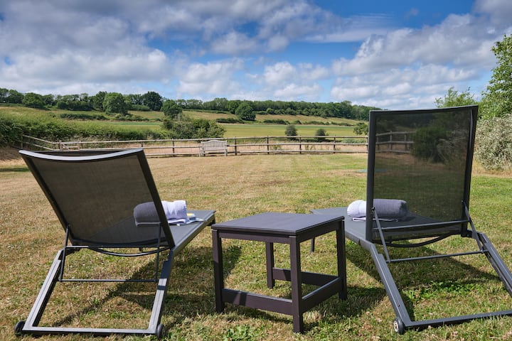 Stunning, Top Spec, Modern House, Garden, Parking! - Hereford