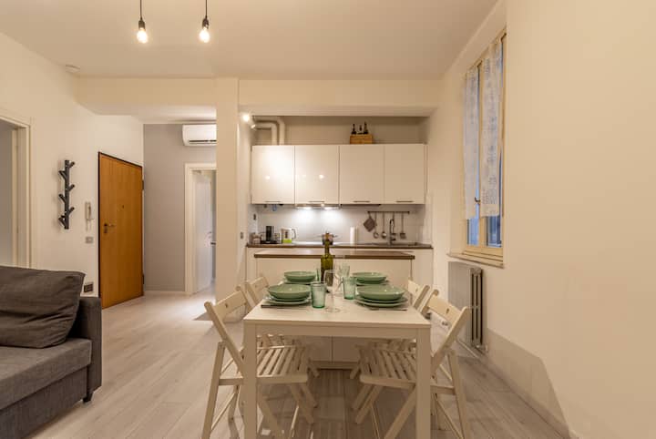 The Alley House: 2 Bedrooms, Wi-fi A/c - Modena