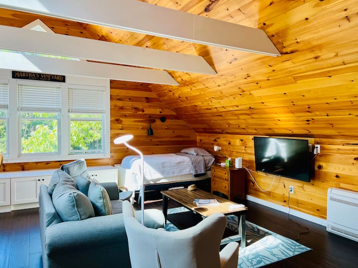 Katama, Martha's Vineyard Guest House Getaway! - Martha's Vineyard, MA