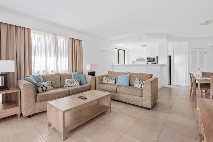 Crown Towers 2 Bedroom Apartment- Surfers Paradise - Surfers Paradise