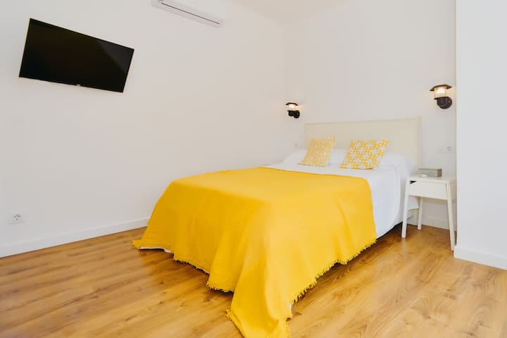 Grandioso Apto. A 30 Metros Playa.wifi Free. - Costa Brava