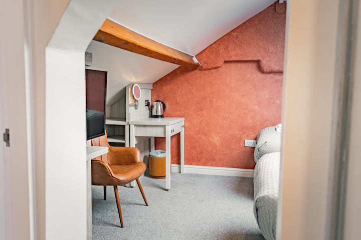 Boutique Attic Twin Room In The Heart Of Ambleside - Grasmere