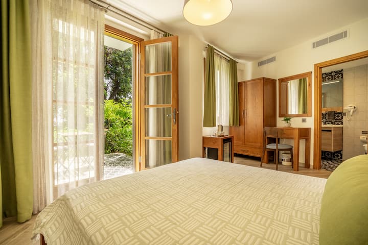 Double Room With Garden Terrace In Söğüt Marmaris - Bozburun