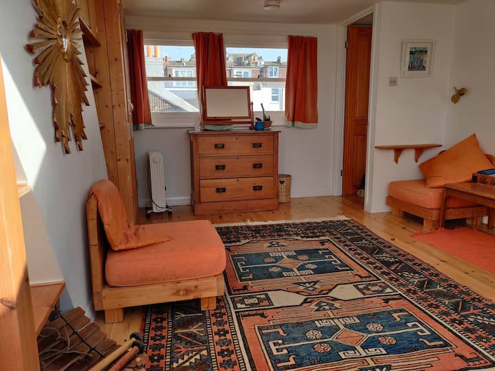 En Suite Loft Room
In Central Brighton Townhouse - 브라이턴