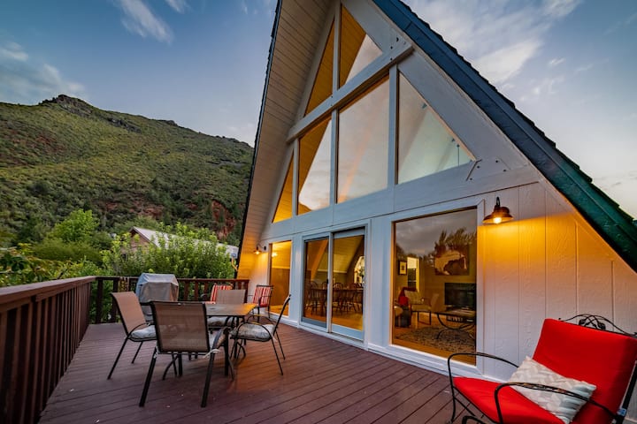 Oak Creek Chalet At Shangri La - Oak Creek Canyon, AZ