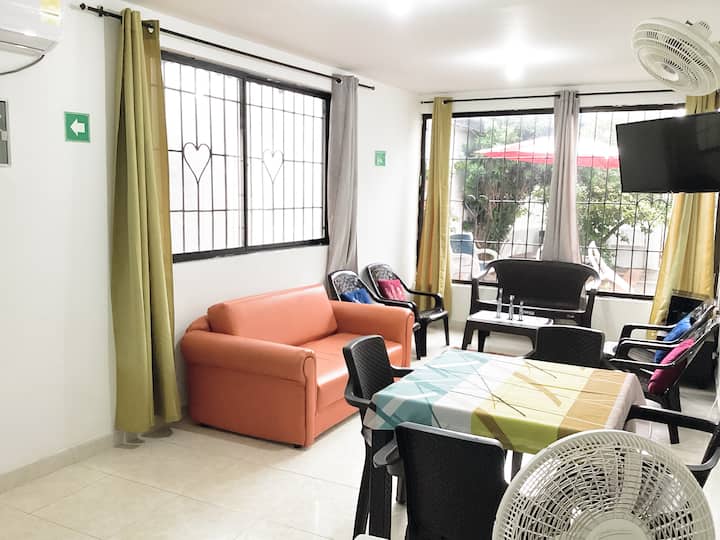 Central Queen - San Andrés