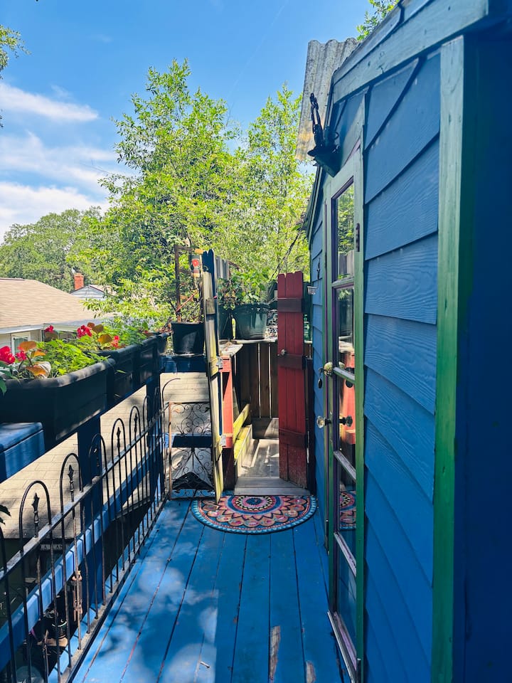 Casa Azul: The Tree House With Bath House - Jacksonville, FL