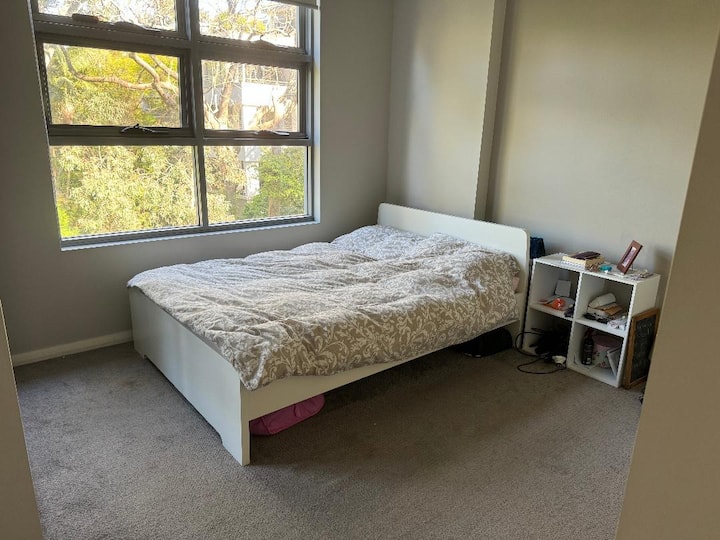 Sunny Unit - Also Available For Min 2 Months - Willoughby