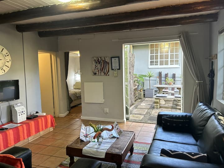 Large Apartment In Sabie -Bedroom, Lounge ,Kitchen - Sabie