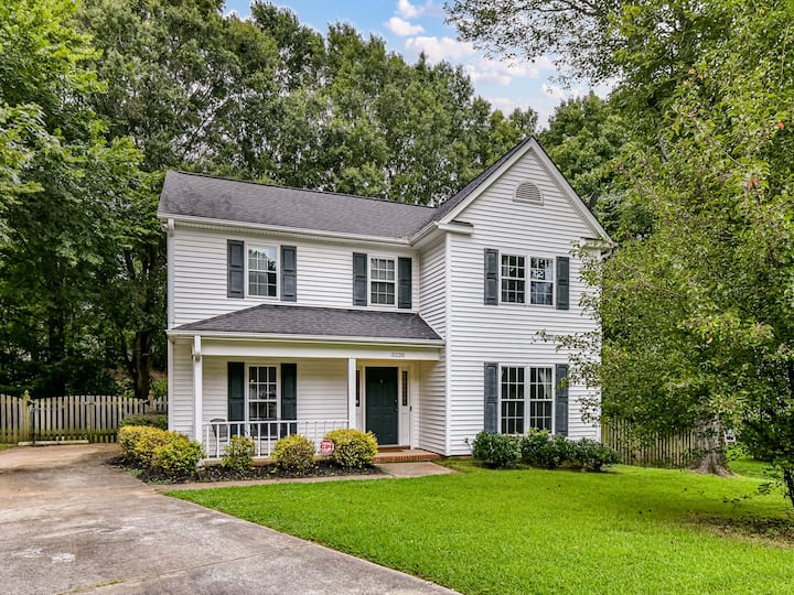 Queen City Private Home - Minutes From Uptown - Charlotte, NC