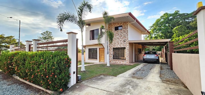Casa Roy Osa Pura Vida - Palmar Norte