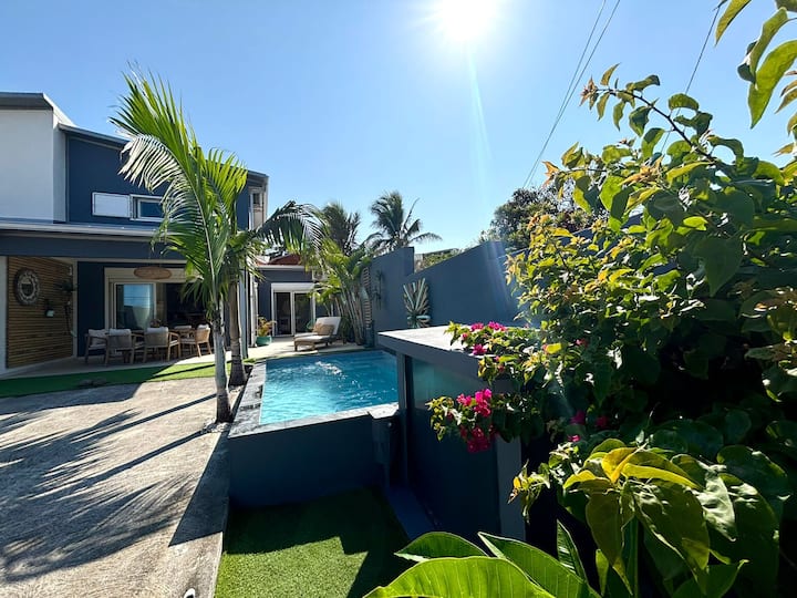 Ti Pêcheurs Vg Bord De Mer - Saint-Pierre