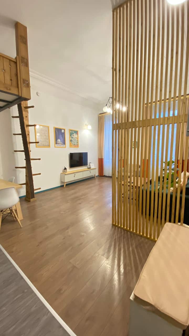 Old Town ☆ 5m To Everything ☆ Metro Nearby - Tbilisi
