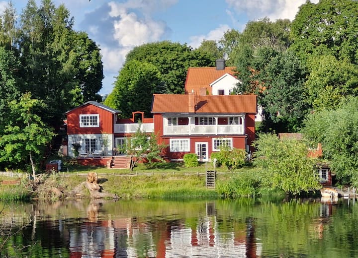 Picturesque House By The River In Dala-husby - Hedemora