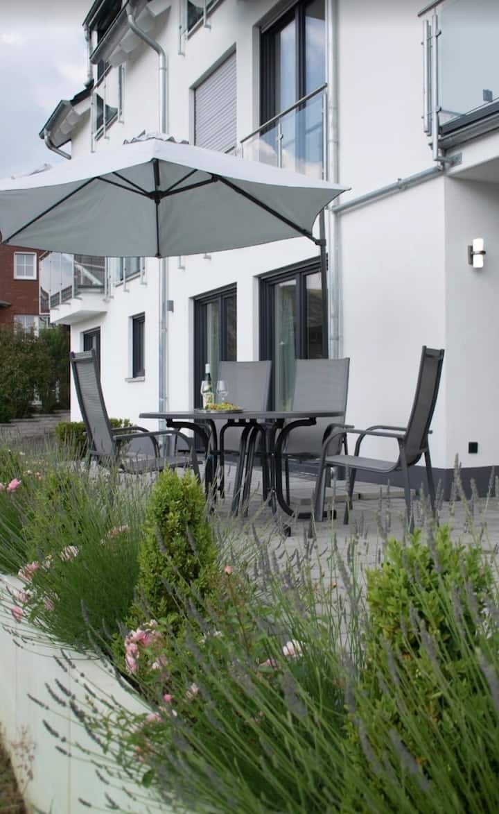 Fully Furnished Apartment With Terrace - Kobern-Gondorf