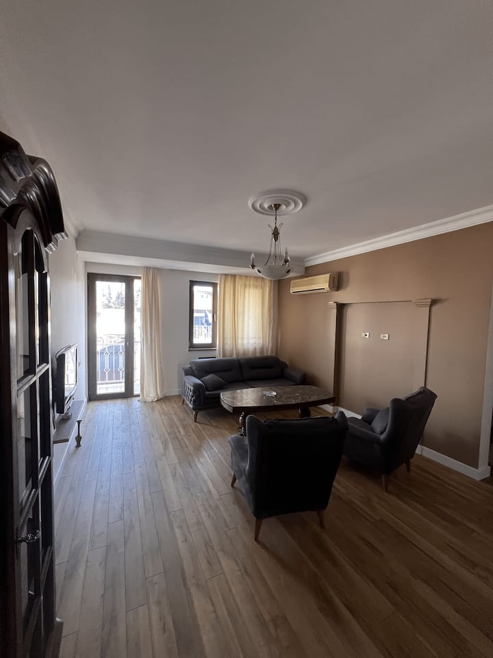 Two-bedroom Apartment In Old Batumi - Batumi