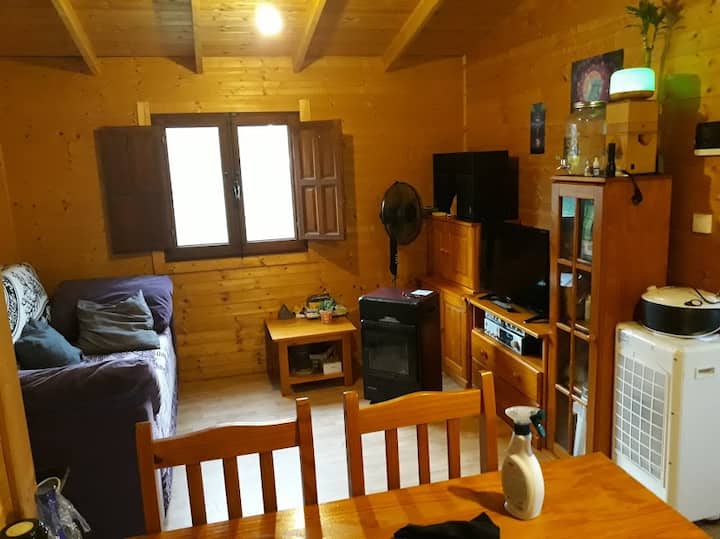 Habitación En Cabaña De Madera Precioso Entorno - La Cabrera