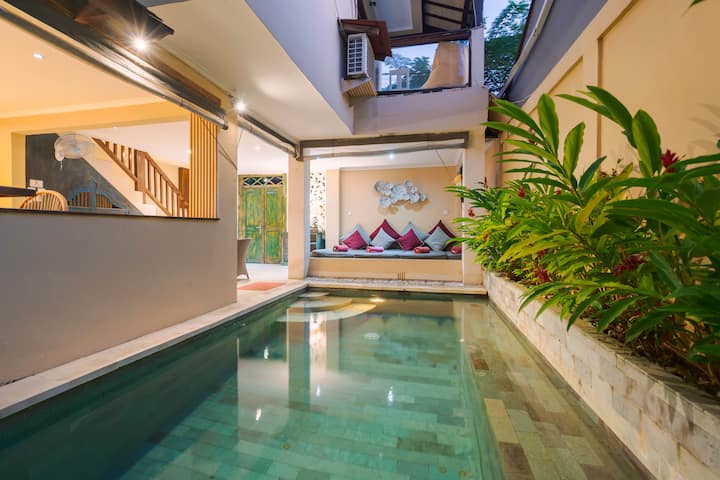 Triplex Avec Petite Piscine A 700m De La Plage - Seminyak