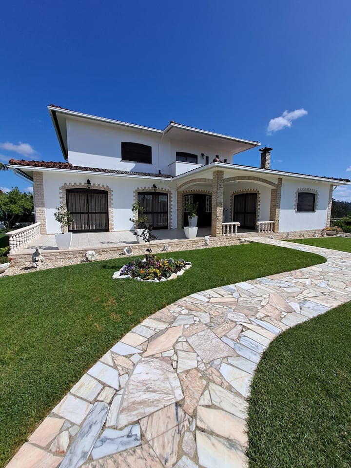 Alojamento Local - Casa Do Vale - Ilha