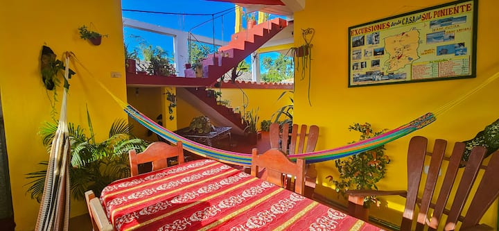 Casa Del Sol Poniente: Atardeceres Y Energía Solar - Viñales