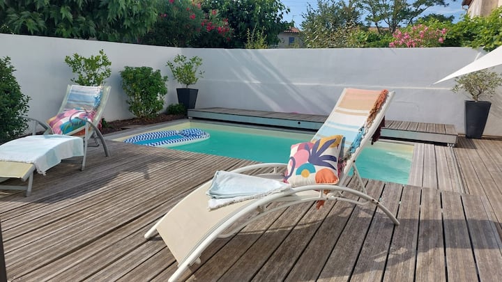 Maison Lumineuse Et Agréable Pour 6 à 8 Personnes - Carcassonne