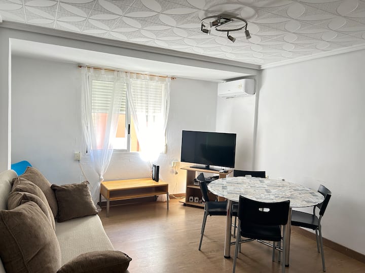 Digital Nomads, Students Welcome - Alboraya