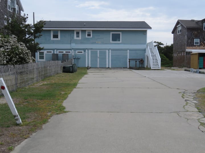 Windswept-hot Tub, Pool, Oceanfront, Sleeps24 - Nags Head