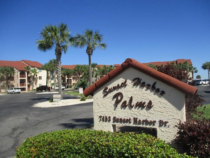 Mason Beach Retreat - Pensacola Beach, FL