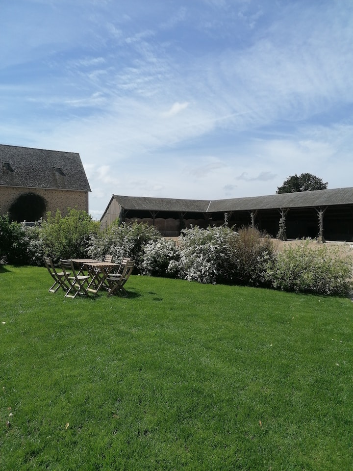 Gîte Convivial 24 Pers 1 H Paris - La Mavelynière - Chartres