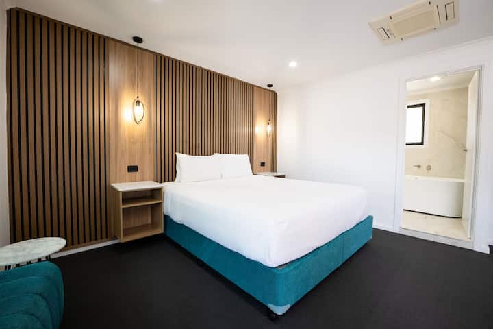Valley View Premier King Spa-clare Valley Motel - Clare