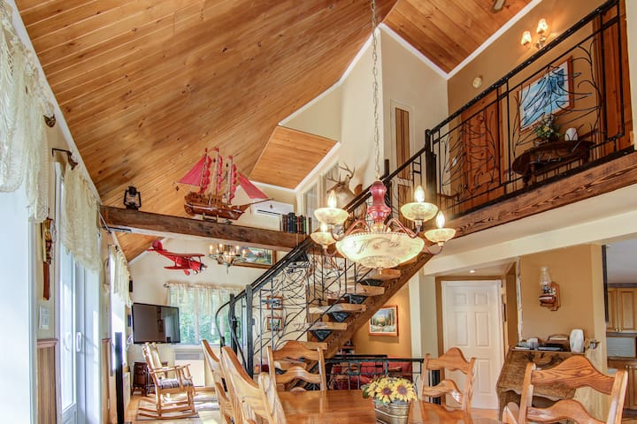 Maison / Chalet Petits-fruits (Plage Wilson) - Alma, QC, Canada