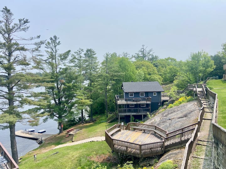 Muskoka House: Perfect Match For Big Gatherings - Gravenhurst
