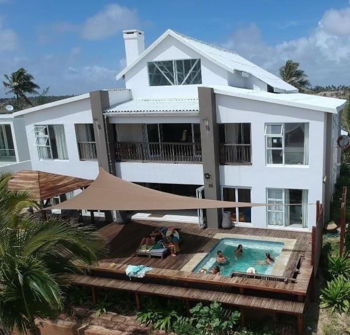 Casa Michelle,  Tofo Beachfront, Pool And Deck - Mozambique
