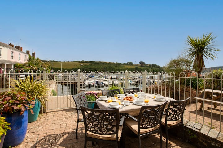 Victoria Quay, Waterfront Cottage Salcombe Centre! - Salcombe
