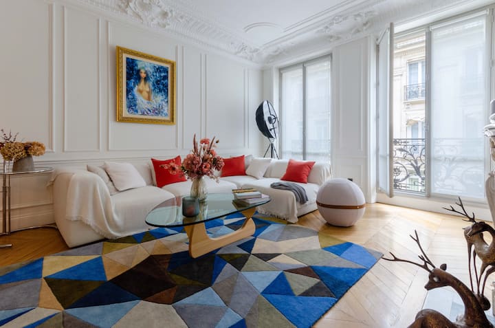 8th - Bel Apart De Standing Dans Le Triangle D'or - Paris