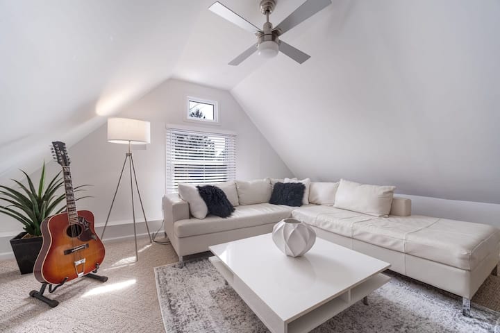 Kw Midtown Upper Suite - Live Local - Walk To Work - Waterloo, Ontàrio, Canadà