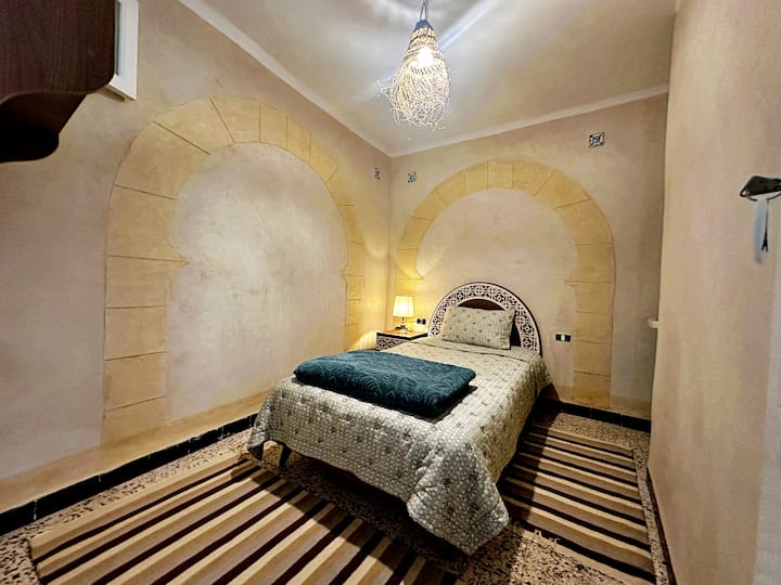 Chambre Simple – Douche/wc Partagés (Hotel Paris) - Susa