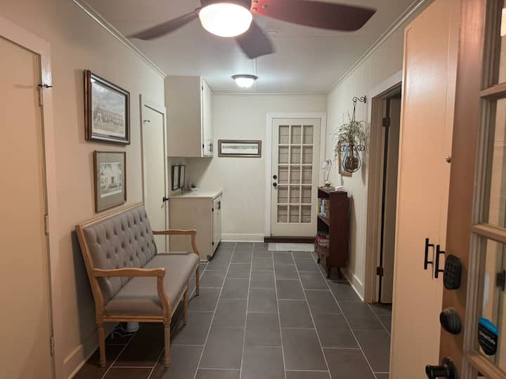 Urban Guest Suite With Total Privacy And Security - Tupelo, MS