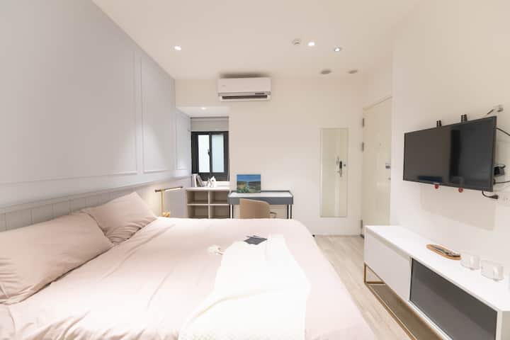 Mrt 3 Min|near Tpe Station|double Bed W/ Desk|k29 - 樹林區