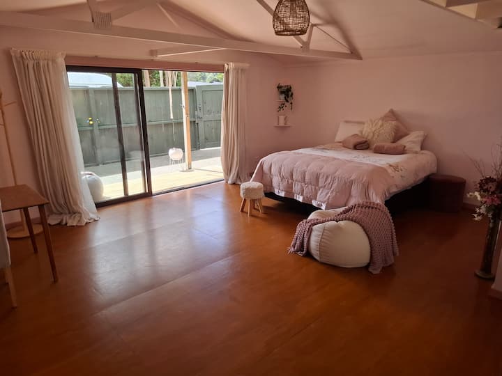 Cosy And Cute Guest House - Auckland