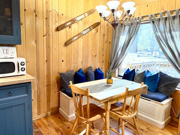 Cozy Village Cabin-walk To Village!prime Location! - Big Bear Lake, CA