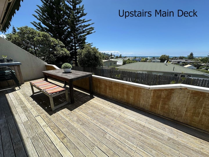 5 Mins Walk To The Beach - Matakana