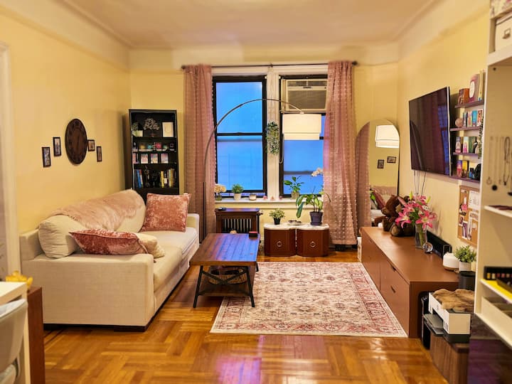 Cozy Love Nest In Brooklyn. 5 Mins To The Subway - Queens, NY