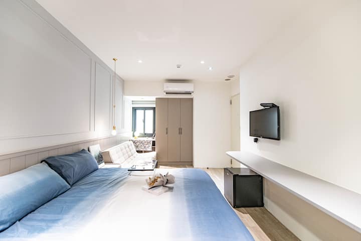 3 Mins To Mrt｜en-suite Cozy Room｜own Bath｜sofa｜k58 - Taipei