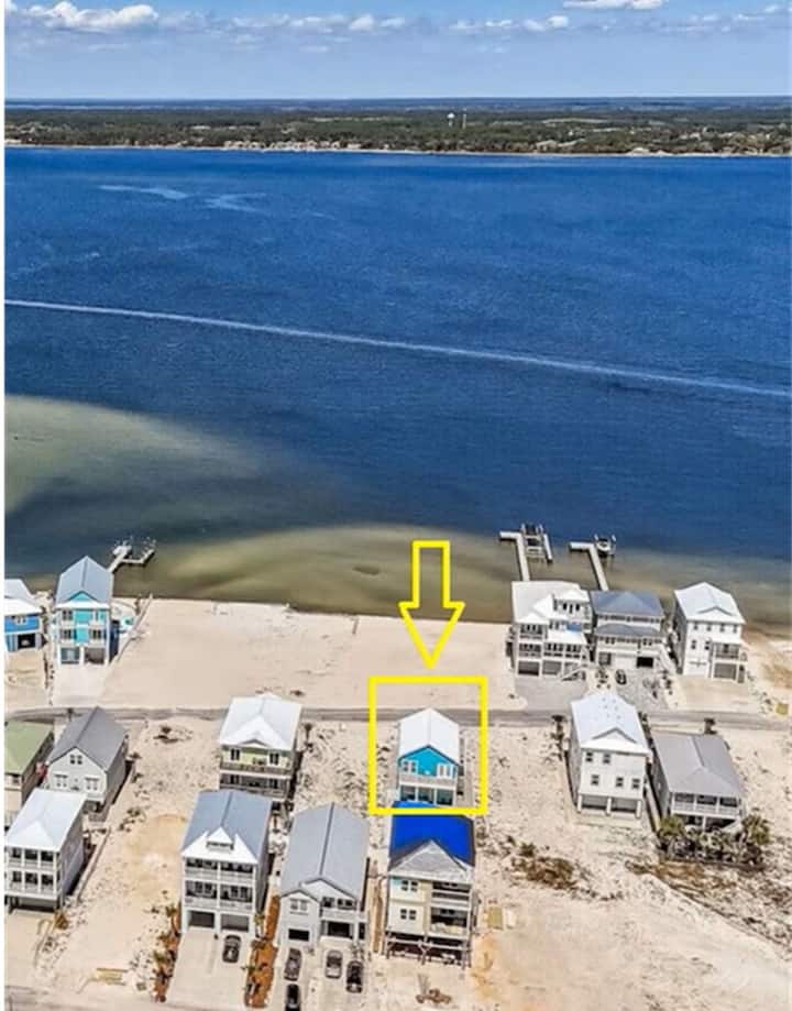 Navarre Beach House-1 Min Drive/5 Min Walk To Gulf - Pensacola Beach, FL