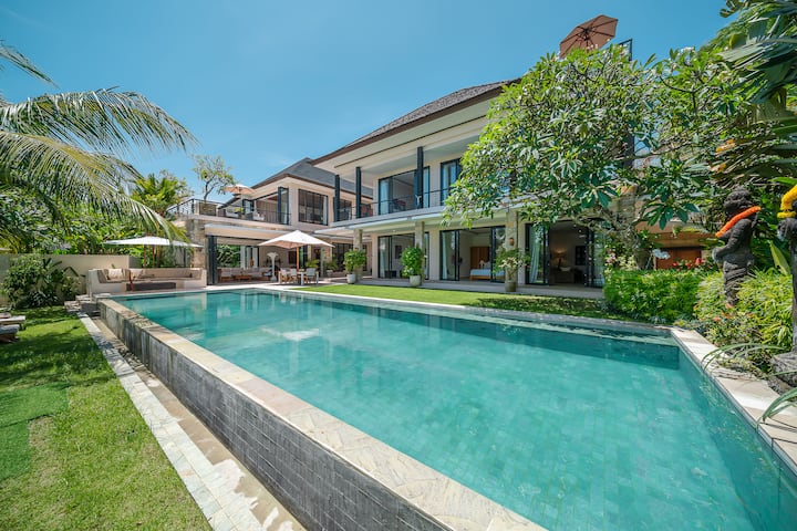 Massive Sea Views 5br Villa Close To The Beach! - Australia