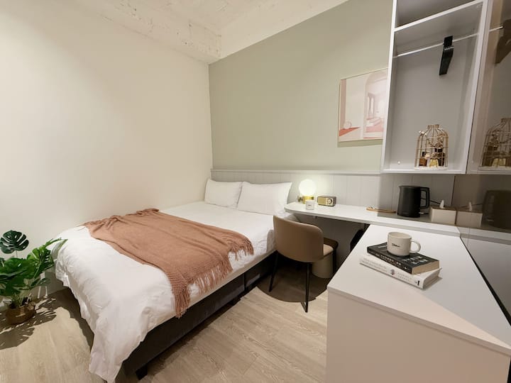 3 Mins To Mrt|double Bed W/ Private Bathroom|k23 - Taiwan